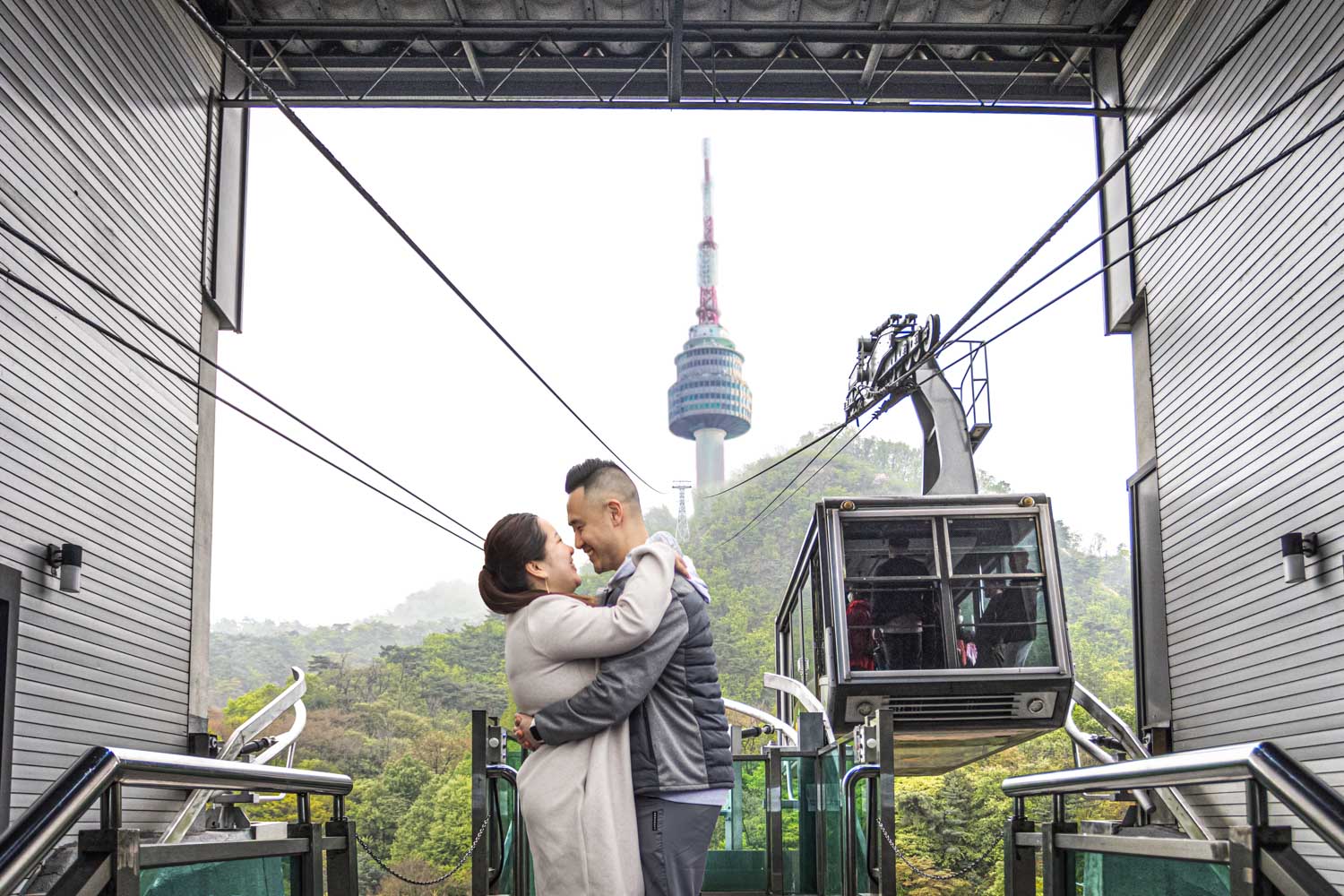 Ed's Proposal at Namsan Seoul Tower - | Seoul Photographer